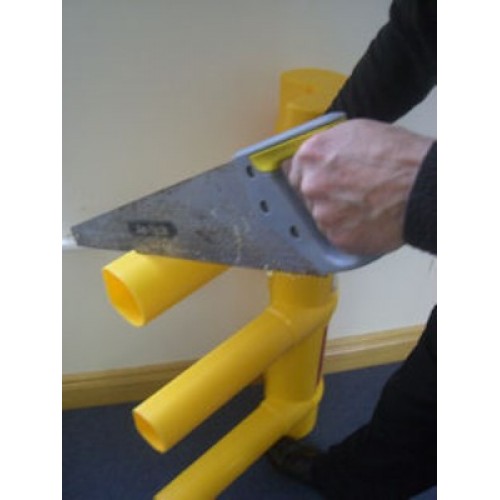 How do you use Emergency Warning Triangles?